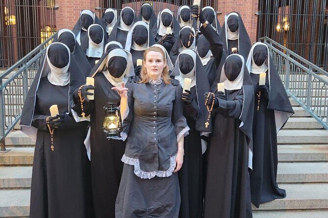 Ghosts of Lafayette Park Evening Tour in Washington DC - What to Expect During the Tour