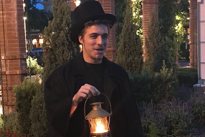 Ghosts of Winter Park - A Chilling Walking Tour! - The Value of a Guided Ghost Walk