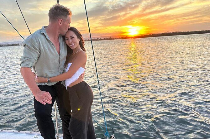 Gold Coast 2 Hr Sunset Private Sailing Charter with Drinks & Food - The Experience: What to Expect on Your Gold Coast Sunset Sailing