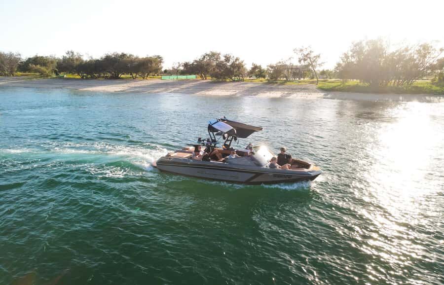 Gold Coast: 6-Hour Wakeboarding & Wakesurfing with Lunch - What to Expect from Your 6-Hour Gold Coast Water Adventure