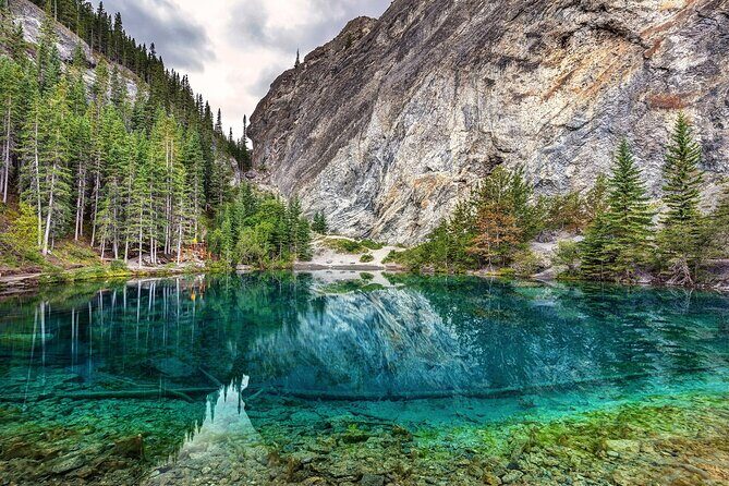 Grassi Lake and Grotto Canyon Hiking from Calgary - Who Will Love This Tour?