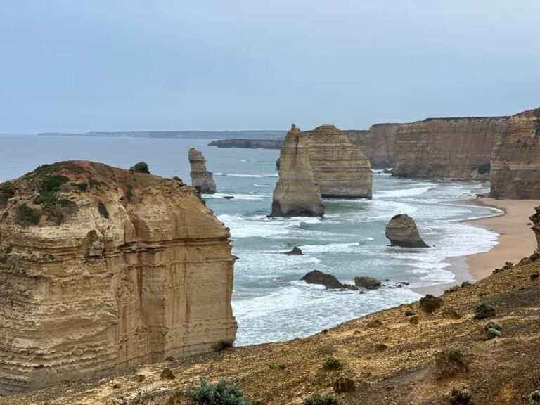 Great Ocean Road Tour PRIVATE LUXURY-FREE entry,hotel pickup - FAQs
