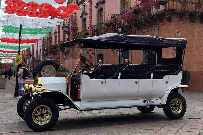Great tour in a vintage Ford-T electric car (replica) - What to Expect During the Tour