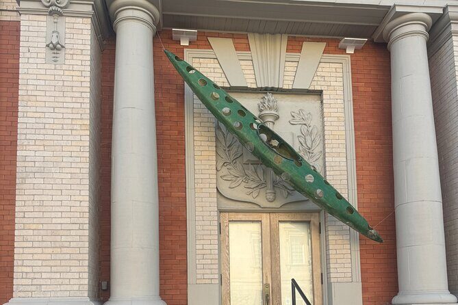 Guided Art Tour Missoula - Authenticity and Personal Touches: Why Guides Matter