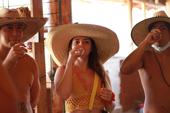 Guided tour of an ancestral Mezcal distillery with transport - Exploring the Tour in Detail