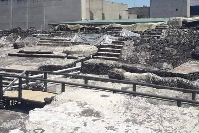 "Guided Tour Plus" EN Ruins "TEMPLE MAJOR" with OFFICIAL GUIDES - The Pros and Cons