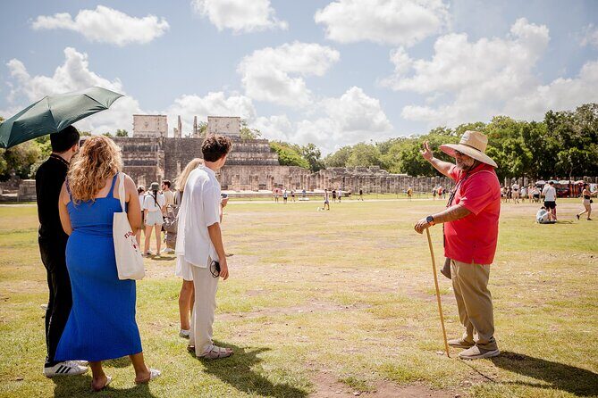 Guided tour to Chichén Itzá from Mérida - The Guides: Knowledge and Personal Touch