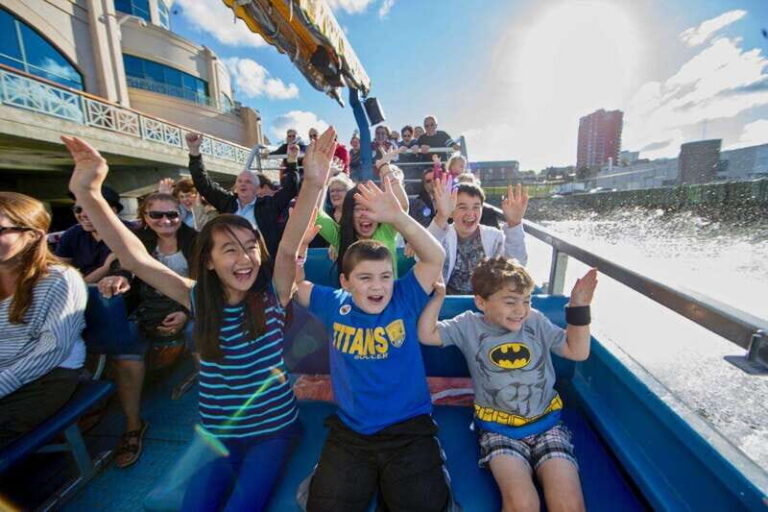 Halifax: Harbour Hopper City & Water Cruise in a Duck Boat - What to Expect on the Tour