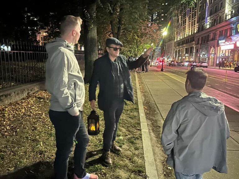Haunted Boston Common & Beacon Hill Ghost Tour - The Guide and the Experience
