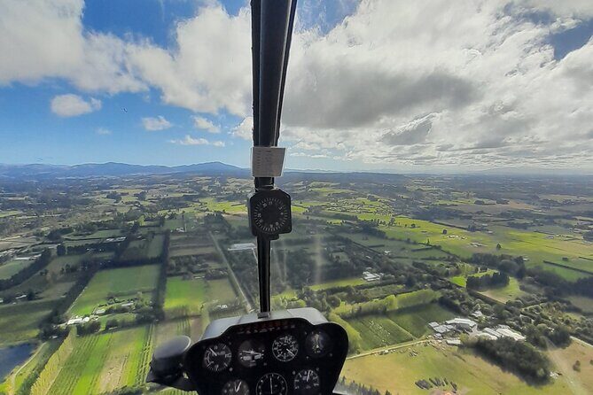 Helicopter trial Flight. Have a go at being the pilot - The Flight Itself: A Step-by-Step Breakdown