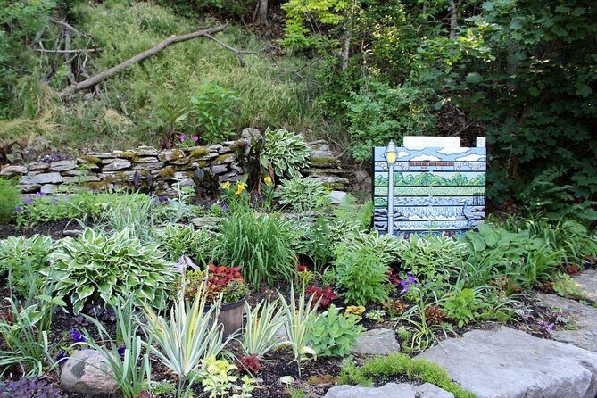 Hiking and Adventure from Napanee to Bon Echo Provincial Park - Why This Tour Works