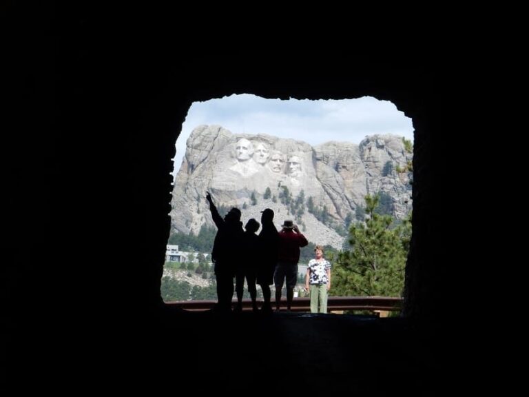 Hill City: Private Mount Rushmore, Crazy Horse & More Tour - Value and Practicalities