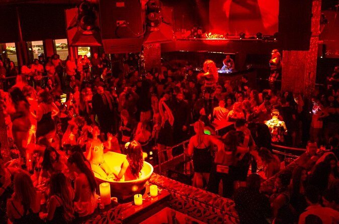 Hip Hop Party Bus Club Crawl - What You Get and What You Should Know