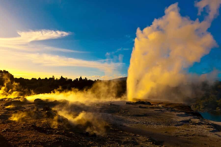 Hobbiton Movie Set & Rotorua Premium Day Tour from Auckland - Introduction: Why This Tour Stands Out