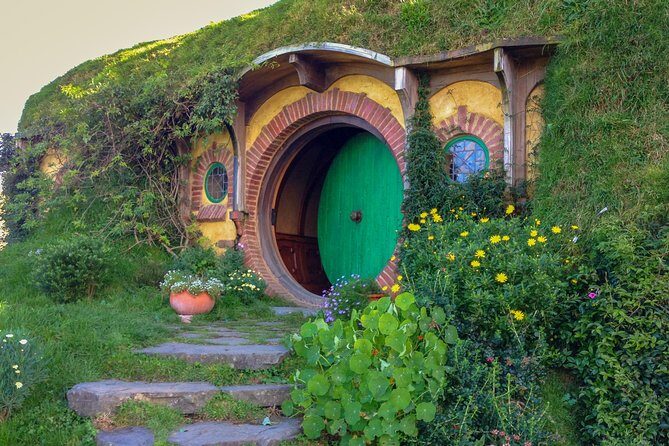 Hobbiton Movie Set Tour with lunch from Auckland - Who Would Love This Tour?