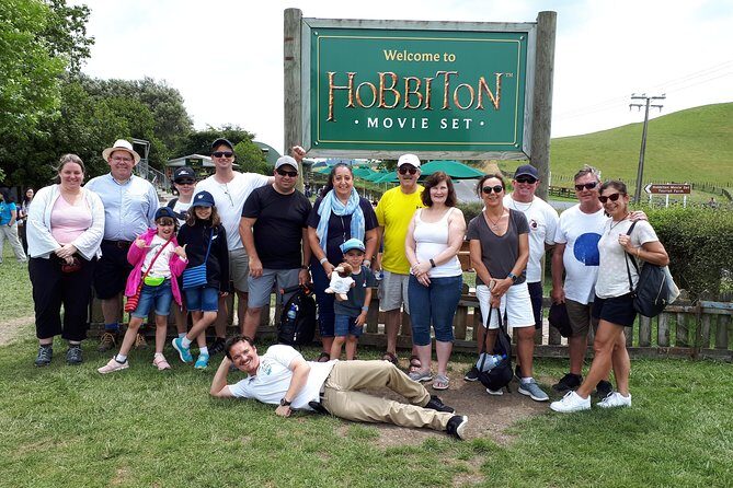 Hobbiton Transport & Tauranga Highlights Excursion from Tauranga - What the Reviews Say