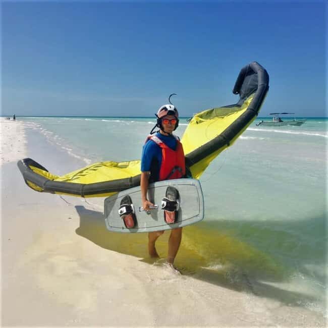 Holbox: Kitesurfing Lessons Private Course (3 hours) - FAQ
