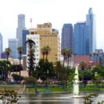 Hollywood, Beverly Hills, Santa Monica, Venice Beach Tour. - Santa Monica Pier and Venice Beach: Sun, Sand, and Surf