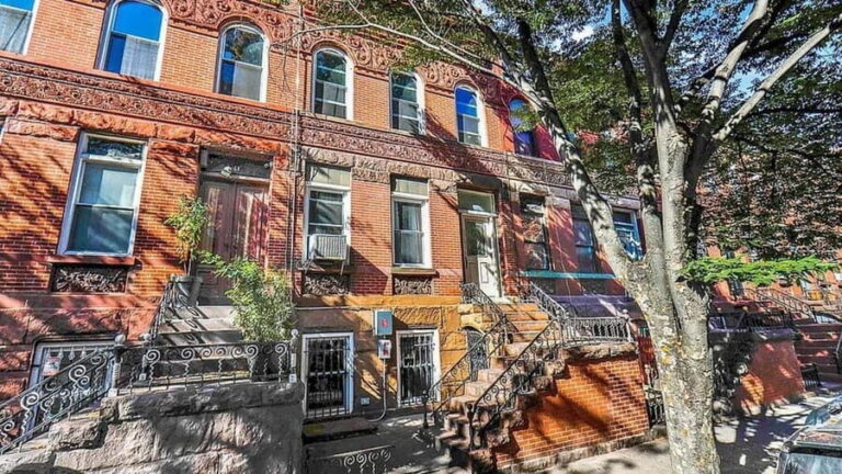 Home visit in Brooklyn & tour of the Bushwick Collective street art - An Authentic Look Into Brooklyn Life and Art