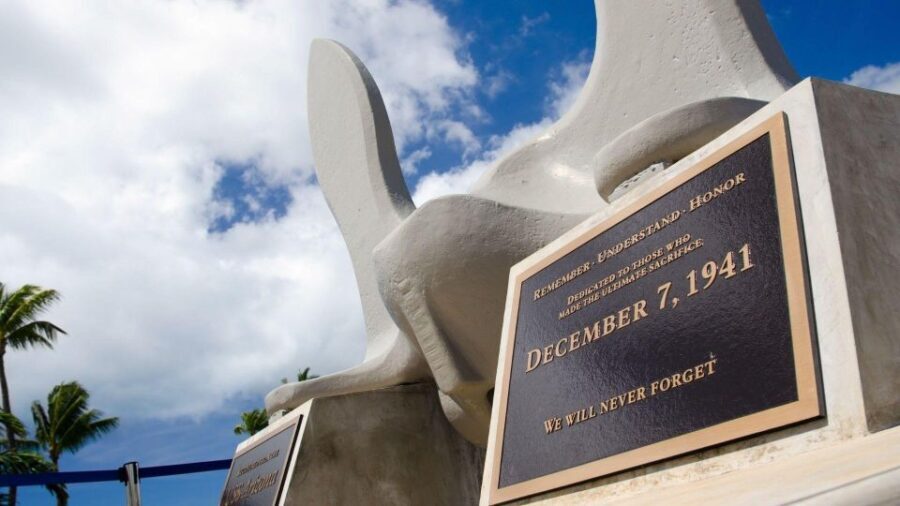 Honolulu: Pearl Harbor, USS Arizona Memorial and City Tour - Pearl Harbor and the USS Arizona Memorial