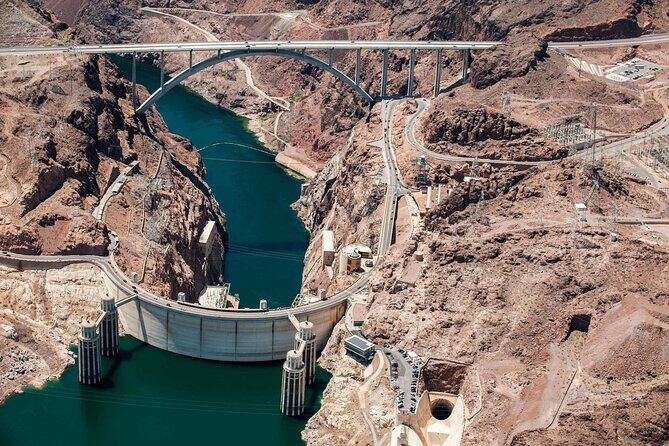 Hoover Dam Tour, Seven Magic Mountains & Las Vegas Sign Stop - Why We Think This Tour is Worth It