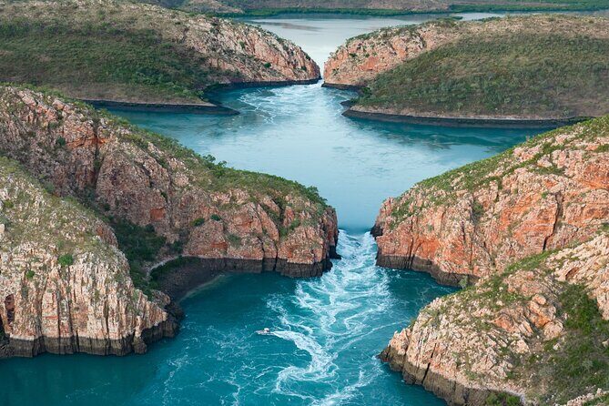 Horizontal Falls Helicopter Adventure from Broome - Scenic Flights: Seeing Broome and Derby from the Air