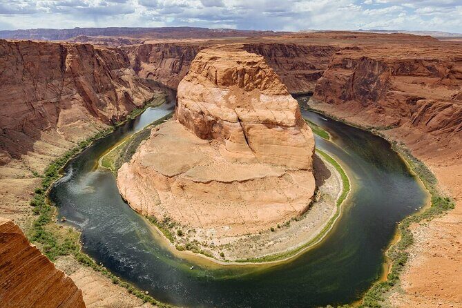 Horseshoe Bend and Antelope Canyon Day Tour from Phoenix - Exploring Antelope Canyon with Navajo Guides