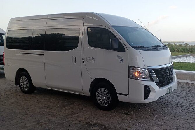 Hotel transportation Cancun to Cancun Airport 1-8 people - The Vehicle and Service Quality
