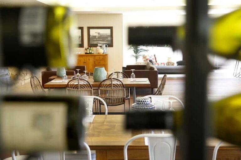 Hunter Valley: Tasting of 6 Shiraz Vintages at Tulloch Wines - Who Should Book This Tour?