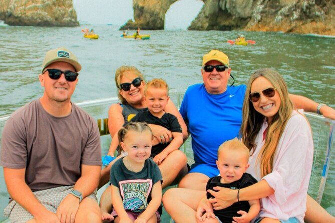 Instagrammable Glass-bottom boat trip in Los Cabos Bay - A Deep Dive Into the Experience