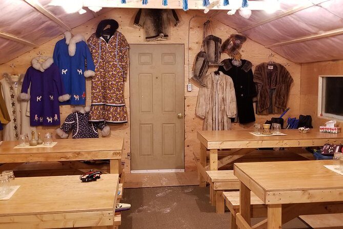 Intimate Aurora Tours Cozy Cabin Bucket List - What Makes This Tour Stand Out?