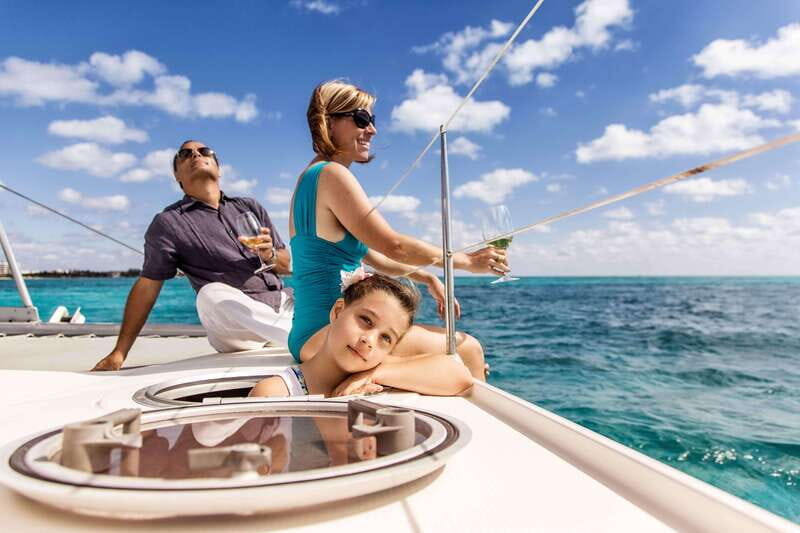 ISLA MUJERES: Private sailing boat from Cancun or Isla M - What to Expect During the Day