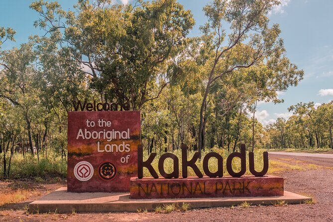 Kakadu Wildlife Escape Fogg Dam or Crocodile Cruise from Darwin - Bowali Visitor Centre and Cultural Insights