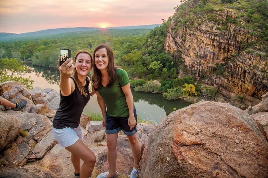 Katherine Gorge & Edith Falls Full-Day Tour from Darwin - Transportation and Overall Value