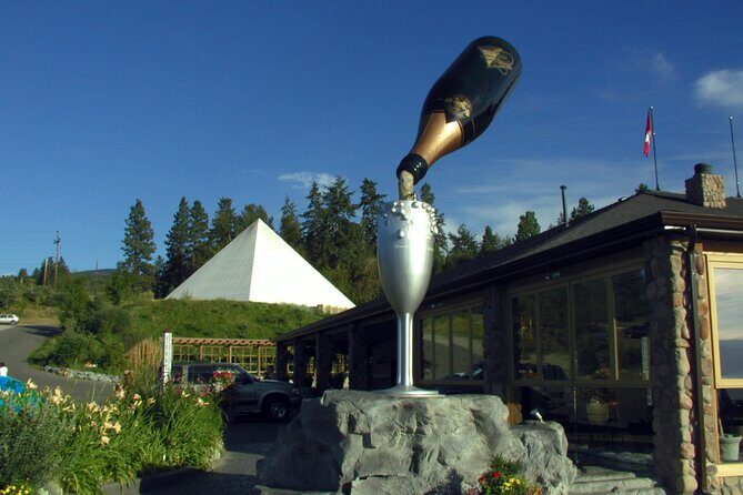 Kelowna South Slopes Wine Tour - 5 wineries on the tour - Who Will Love This Tour?