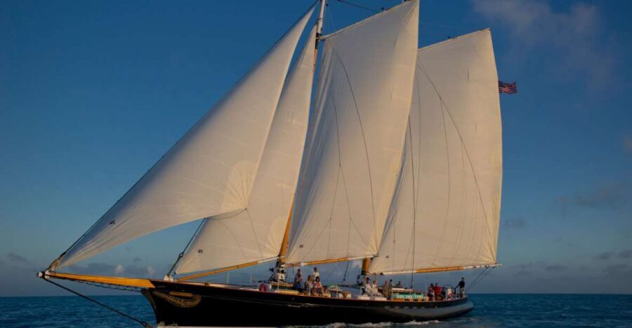Key West: Schooner Full Moon Night Sail with Drinks - Who Is This Tour Best For?