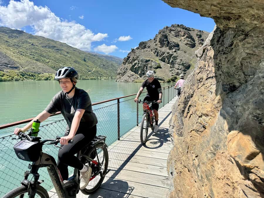 Lake Dunstan Trail eBike Adventure (inc Shuttle) - Who Will Love This Tour?