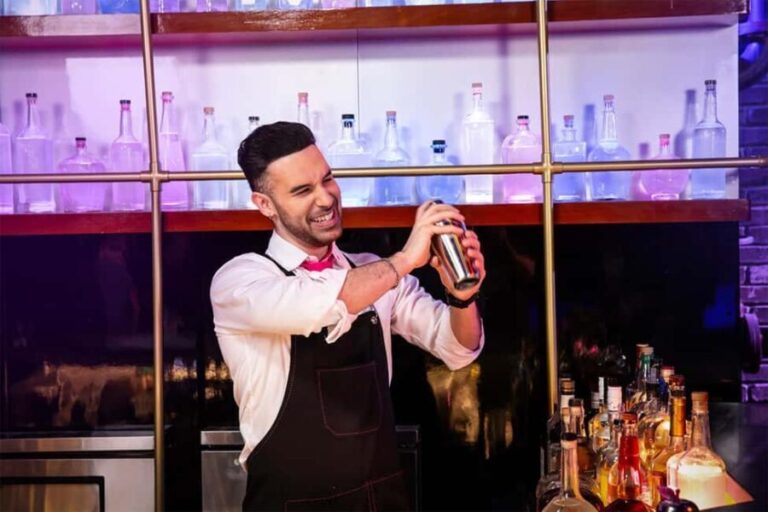 Las Vegas: Cirque du Soleil Mad Apple VIP Social Experience - How the Experience Is Structured