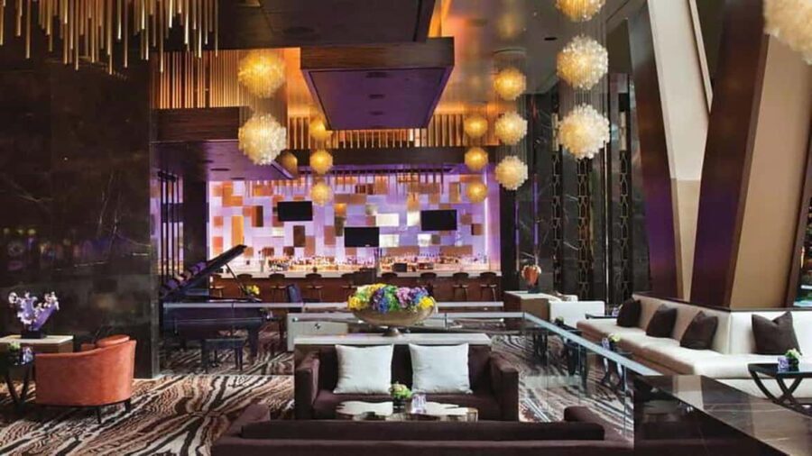 Las Vegas: Club Crawl with Party Bus, Drinks, and Fast Entry - Who Is This Tour Best For?