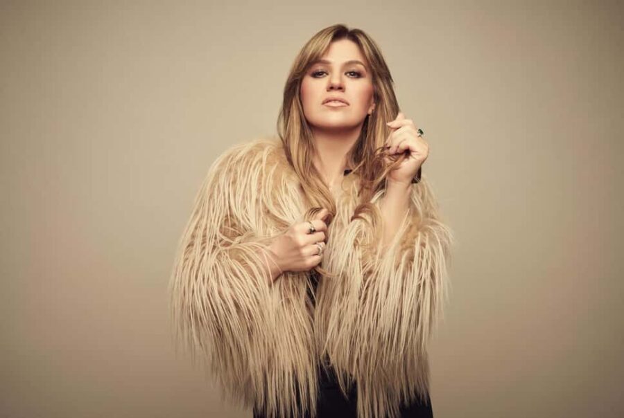 Las Vegas: Kelly Clarkson Studio Sessions Residency - How This Experience Enhances Your Vegas Trip