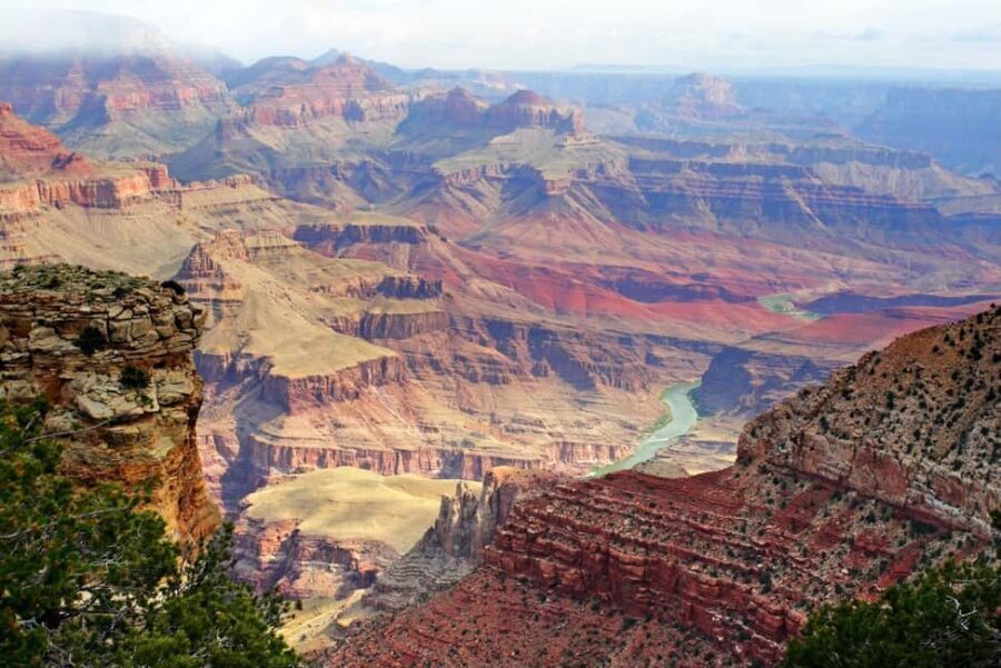 Las Vegas: Red Rock Canyon & 7 Magic Mountains Tour - Who should consider this tour?