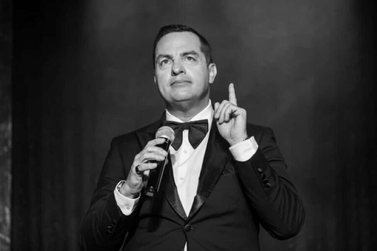 Las Vegas: Sinatra Live! - Tribute to Frank Sinatra - Who Is This Tour Perfect For?