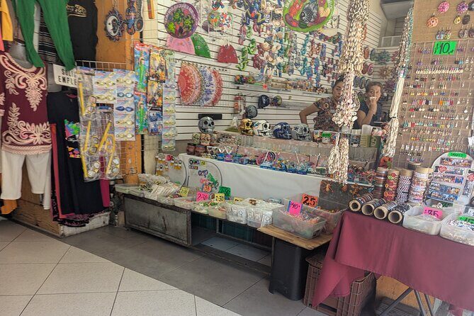 Learn the history and contents of the main market - Tour Details: Practical Insights