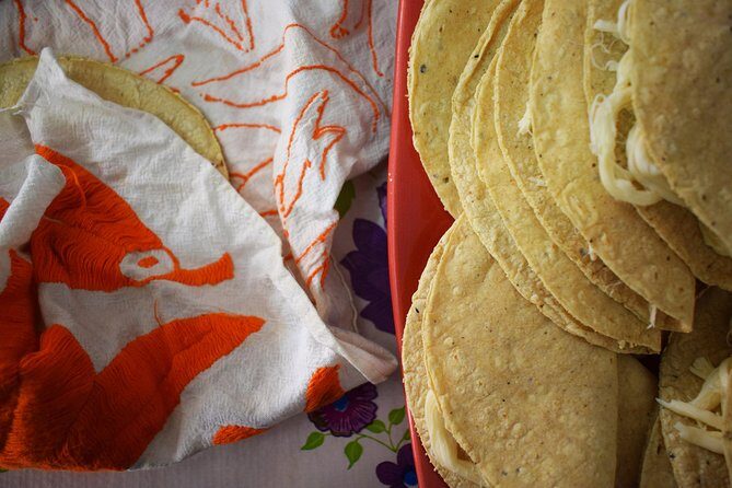 Learn to Cook Mexican Salsas - The Authenticity and Engagement That Shine Through