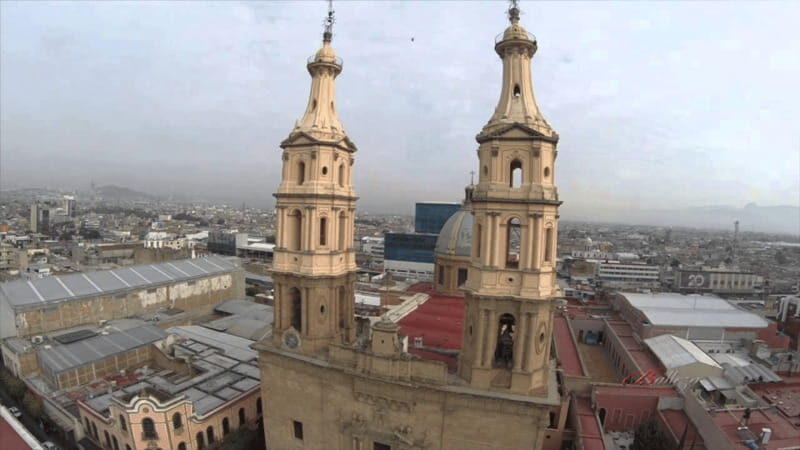 Leon: City Center Guided Tour with Nieve de Garrafa Tasting - What to Expect and Practical Details