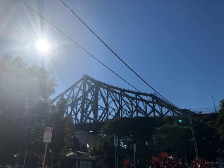 Lone Pine and Brisbane City Highlights - Transportation and Duration