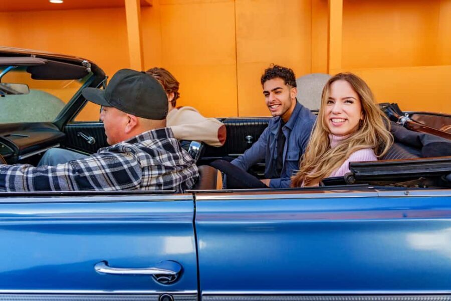 Los Angeles: Golden Route Tour in a Classic Lowrider - What the Reviews Say