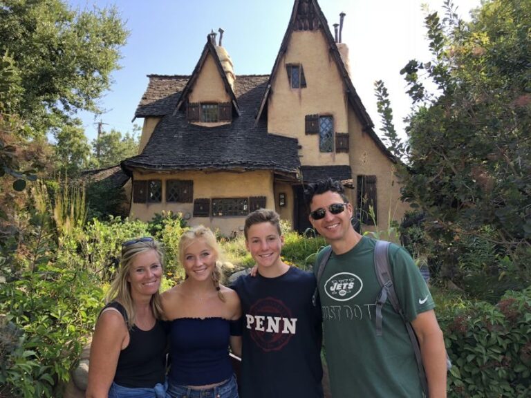 Los Angeles: Private Celebrity Homes Tour - An Inside Look at the Celebrity Homes Tour