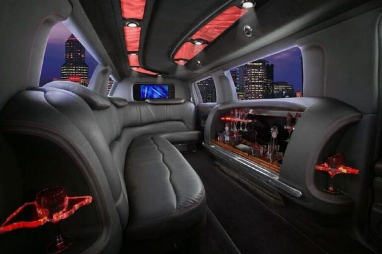 Los Angeles: Private Sightseeing Tour in a Limousine - 4hrs - Who Will Love This Tour?
