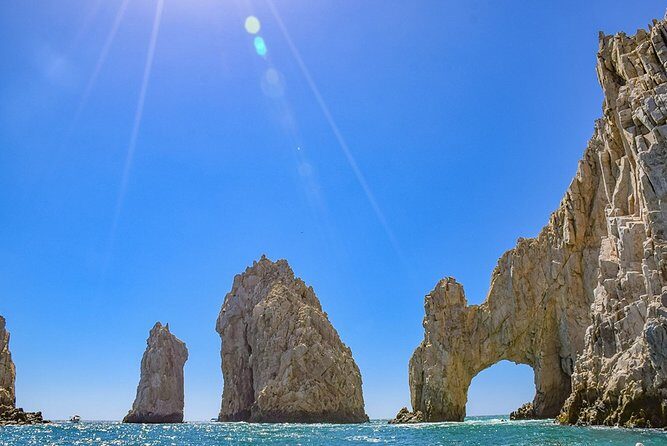 Los Cabos Shared Tour: Explore El Arco and Glass Factory - Detailed Breakdown of the Itinerary
